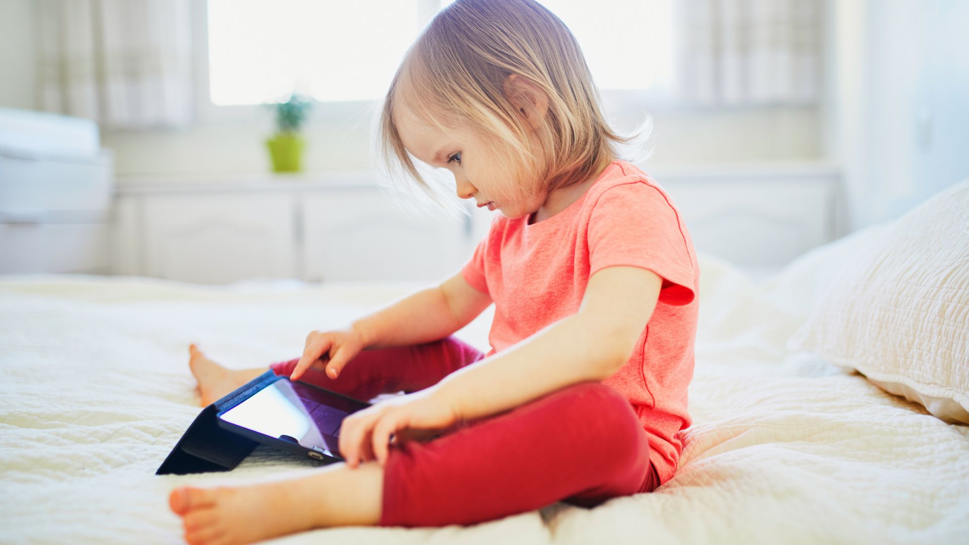 Embracing Technology in Early Childhood Education - Child Care Kenmore ...